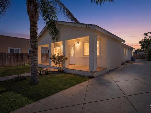 917 P St, Bakersfield, CA 93304