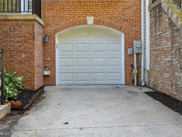 917 Postwick Place