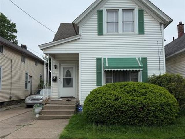 917 W 18th St, Erie, PA 16502