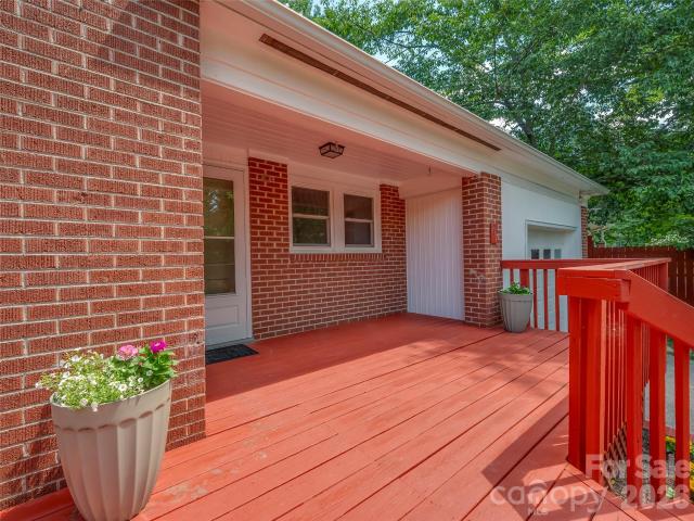 917 W Blue Ridge Road