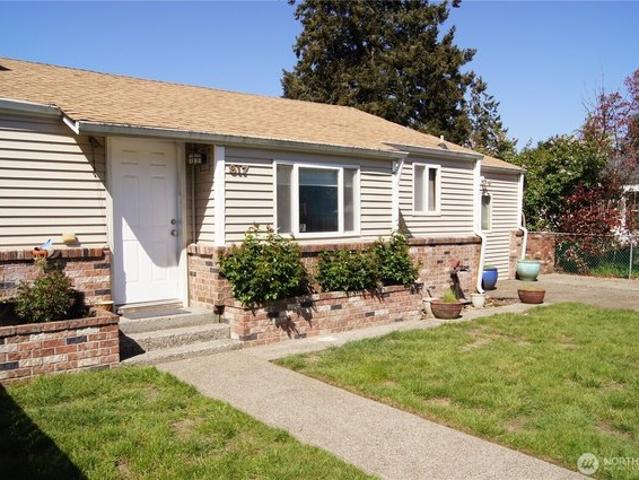 917 Violet Meadow St S, Tacoma, WA 98444