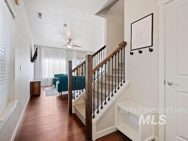 9185 W Tillamook Dr