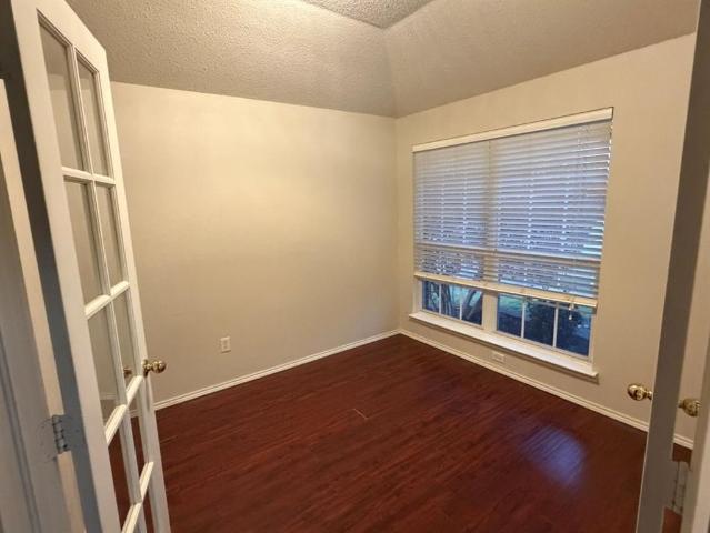 9189 Chivalry Court