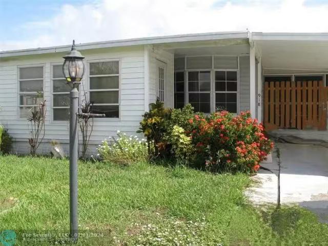 918 CASHEW CIR, BAREFOOT BAY, FL 32976 Mobile Home For Sale M.