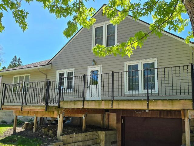 918 Clausen Avenue