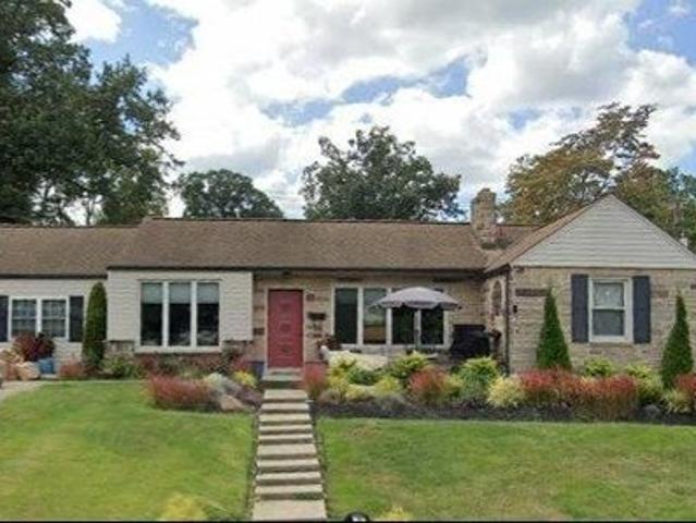 918 Allen St, New Cumberland, PA 17070