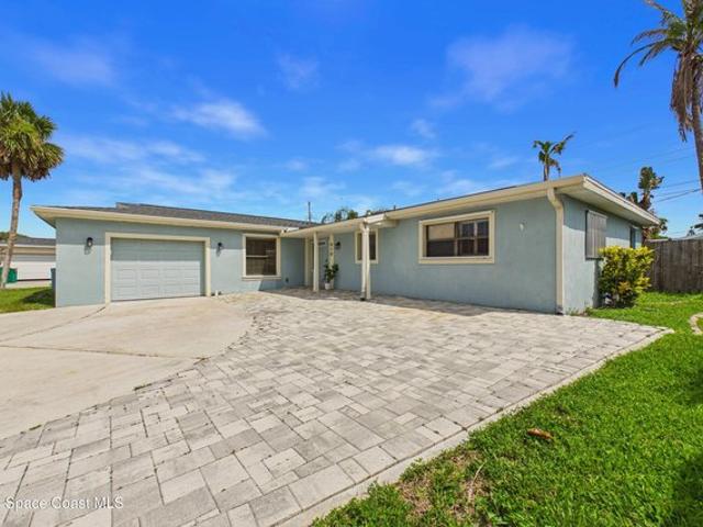 918 Bluewater Dr, Indian Harbour Beach, FL 32937