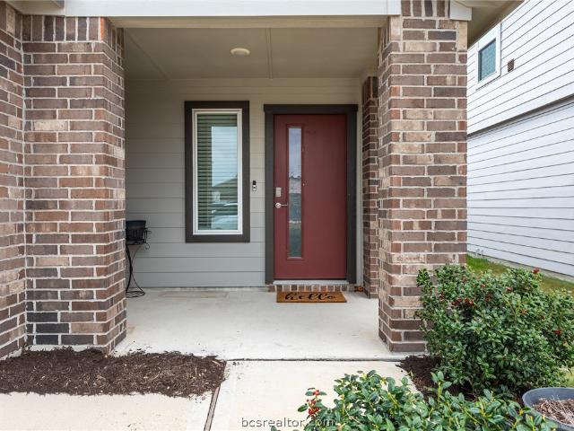 918 Kickapoo Lane