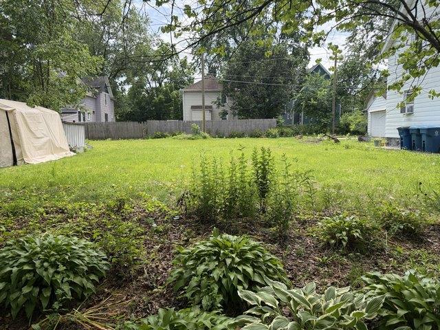 918 Lane Blvd, Kalamazoo, MI 49001