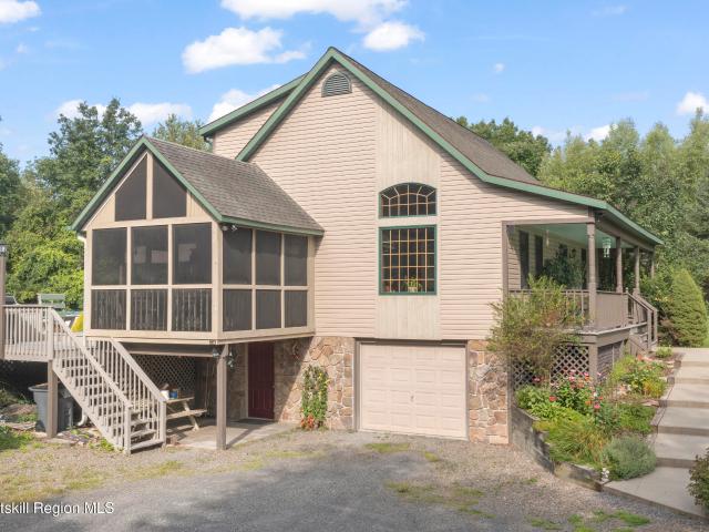 918 Livingston Road