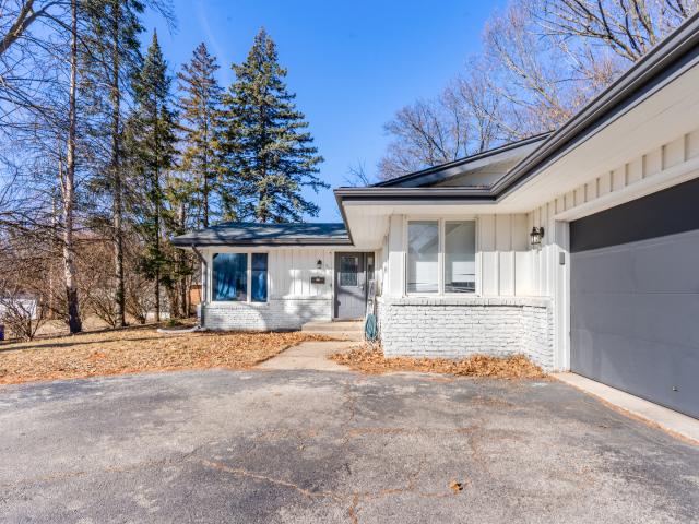 918 Mayfair Place