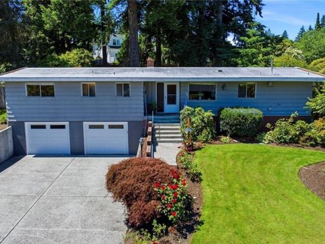 918 Manor Dr, Fircrest, WA 98466