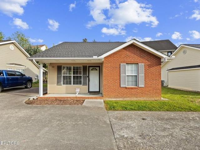918 Middlebrook Ct, Sevierville, TN 37862