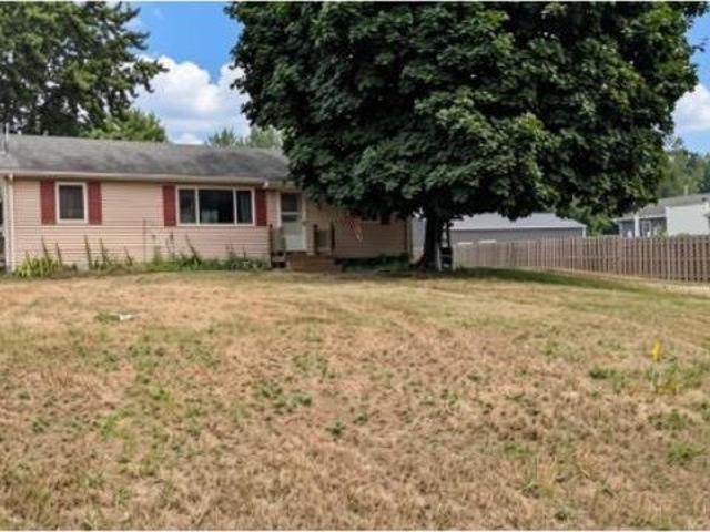 918 N Woodruff Rd, Weidman, MI 48893