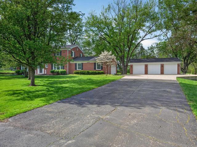 918 N Hawthorne Road