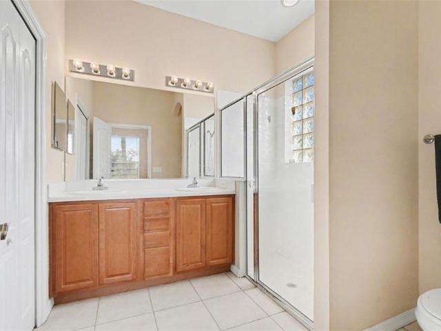 918 Regal Manor Way, Sun City Center, FL 33573 | MLS #TB8484