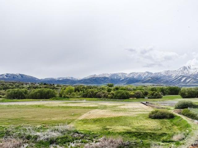918 W 85 S Unit 10, Hyrum, UT 84319