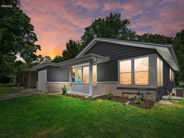 918 W Moreland Blvd