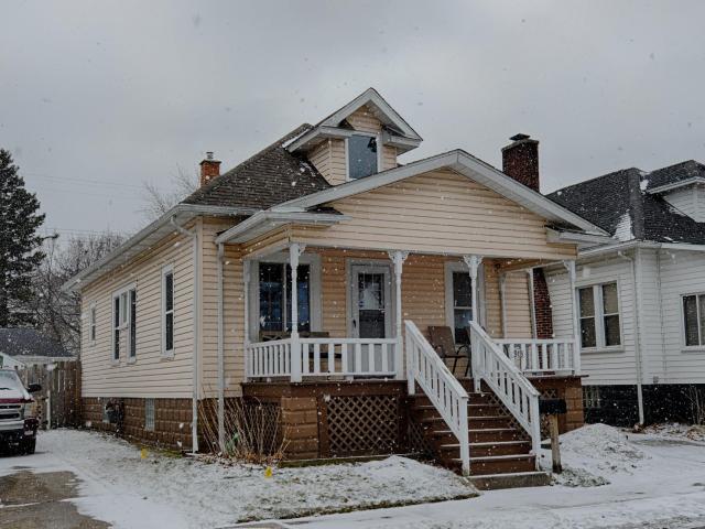 918 Vanderburgh Place