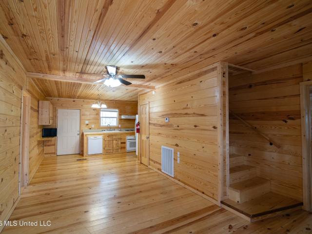 918 Yeates Subdivision Road