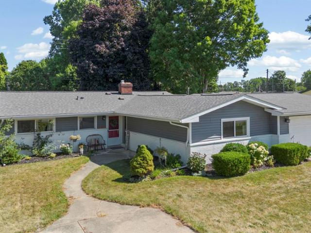 9194 Oakview Drive