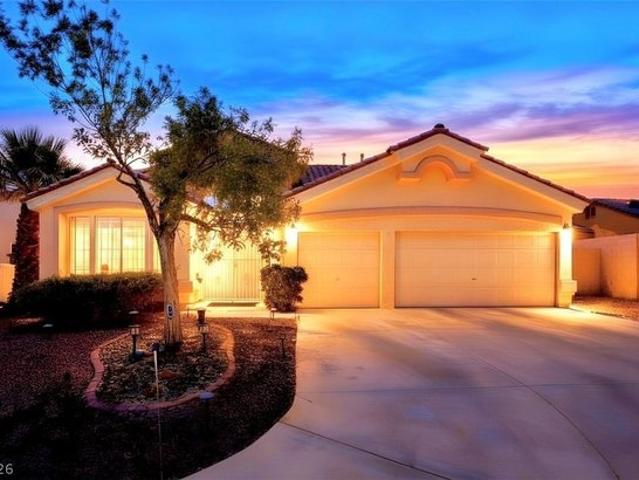 9195 Dawn Garden Ave, Las Vegas, NV 89147