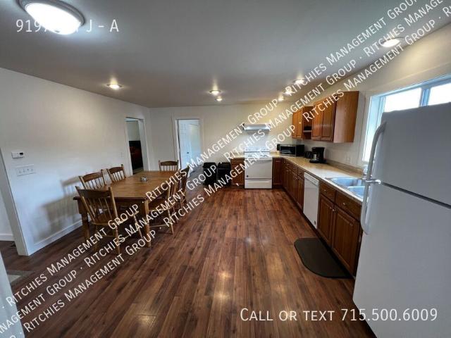 9197 Cty J, 3 beds, 1 full bath