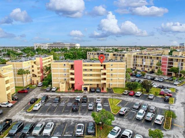 9190 Fontainebleau Blvd #503, Miami, FL 33172