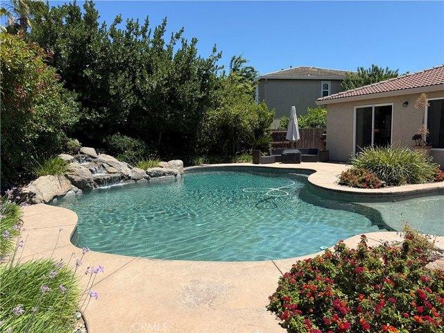 9190 Hunters Creek Way, Chowchilla, CA 93610
