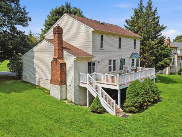 9191 Victoria Dr