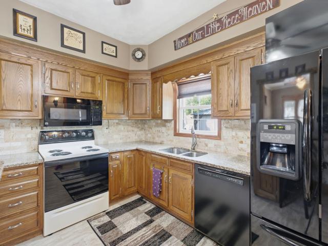 919 8th Street