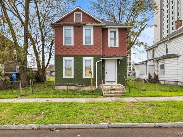919 Cedar Ave, Niagara Falls, NY 14301