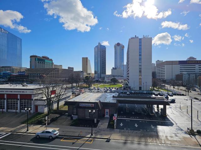 919 Atlantic Ave