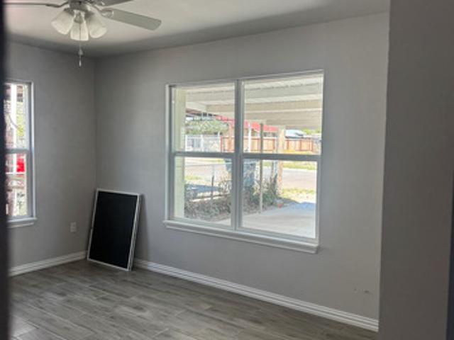919 Ave C, Unit N/A