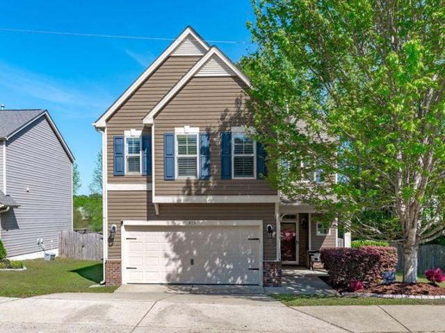919 Award St, Fuquay Varina, NC 27526