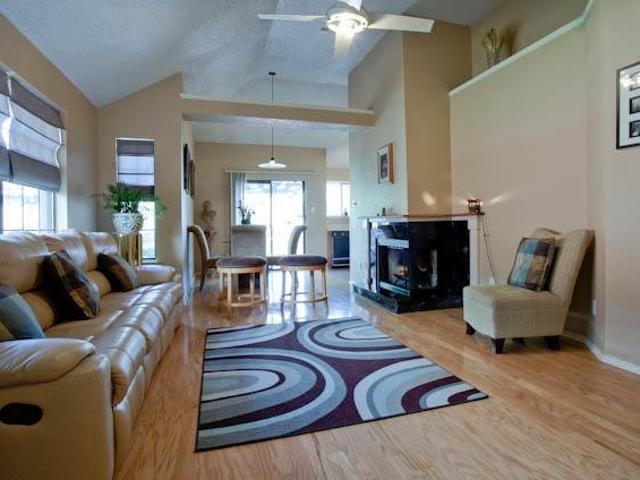 919 Boxwood Dr, Lewisville, TX 75067