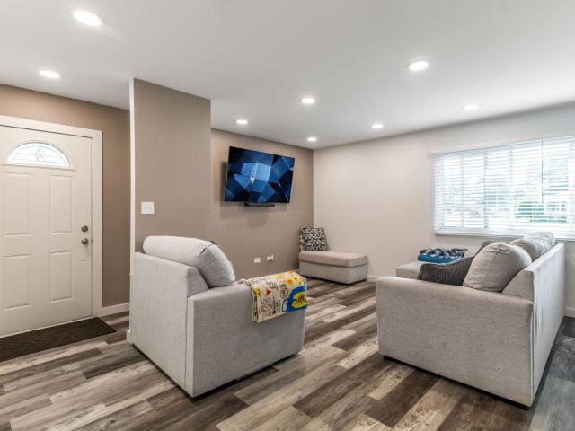 919 Gael Drive # A