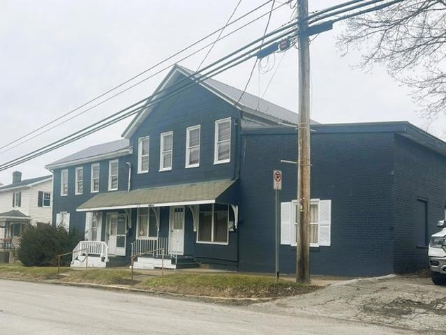 919 E Main St, Rural Valley, PA 16249