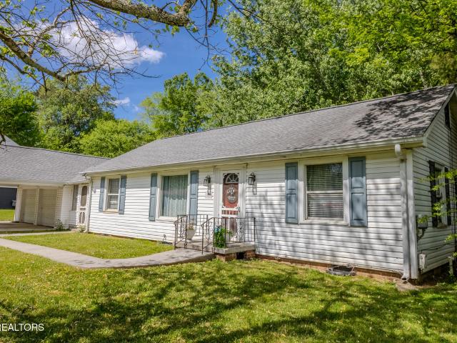 919 Emmett Ave