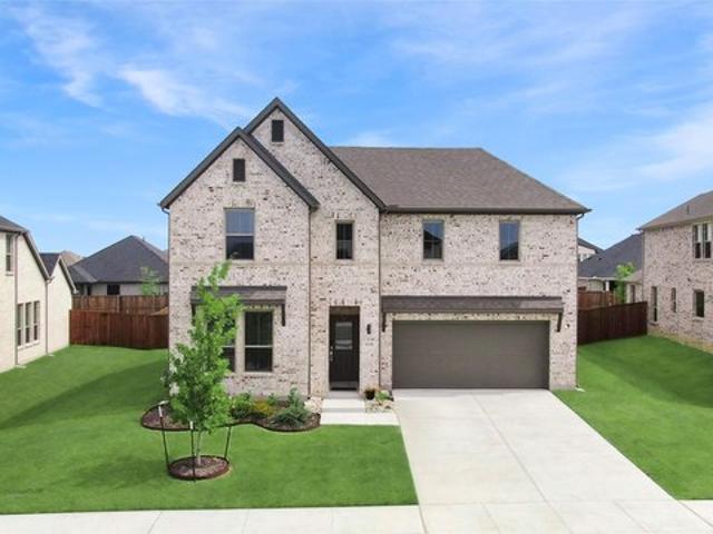 919 Edgehurst Dr, Princeton, TX 75071