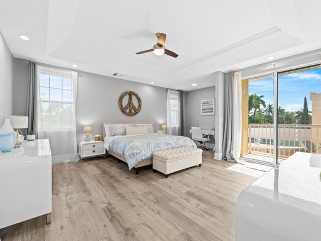 919 Hollywood Blvd, Hollywood, FL 33019