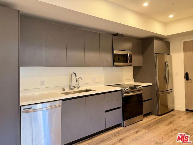 919 Harvard Boulevard 101