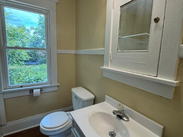 919 Leclaire Street # 1 2
