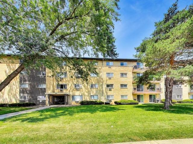 919 N Boxwood Dr Apt 108, Mount Prospect, IL 60056