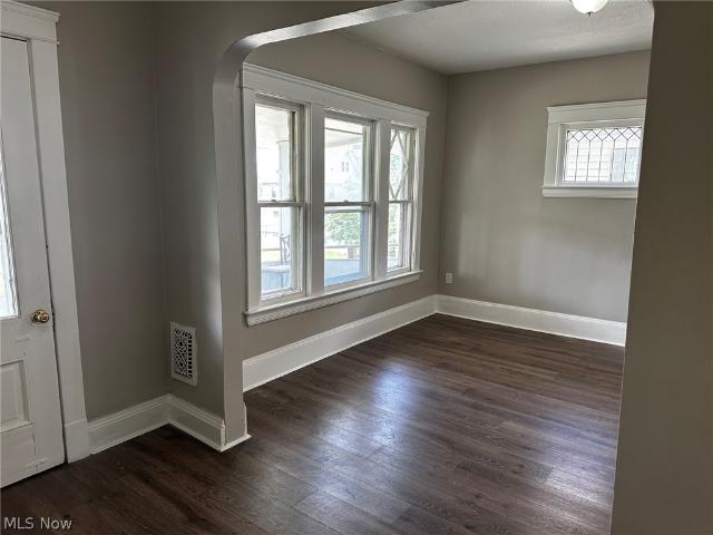 919 Nathaniel Road