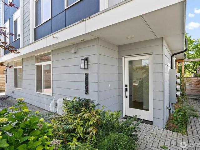 919 NW 56th St Unit D, Seattle, WA 98107