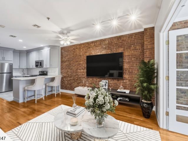919 Park Ave, Unit 3R, Hoboken, NJ 07030 | MLS #4007 | Compass