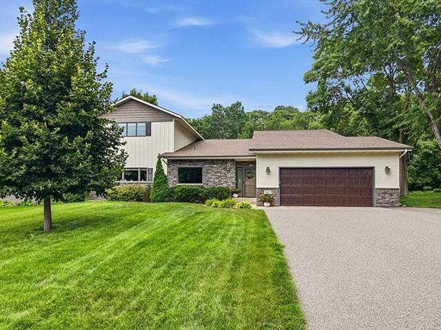 919 Parkview Ln, Sartell, MN 56377