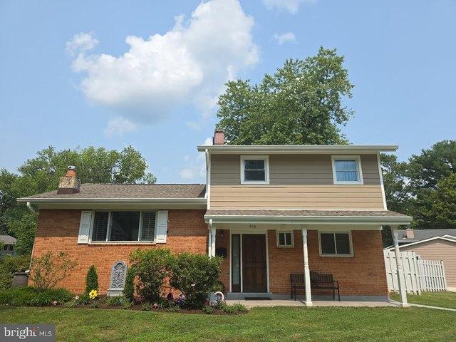 919 Playford Ln, Silver Spring, MD 20901