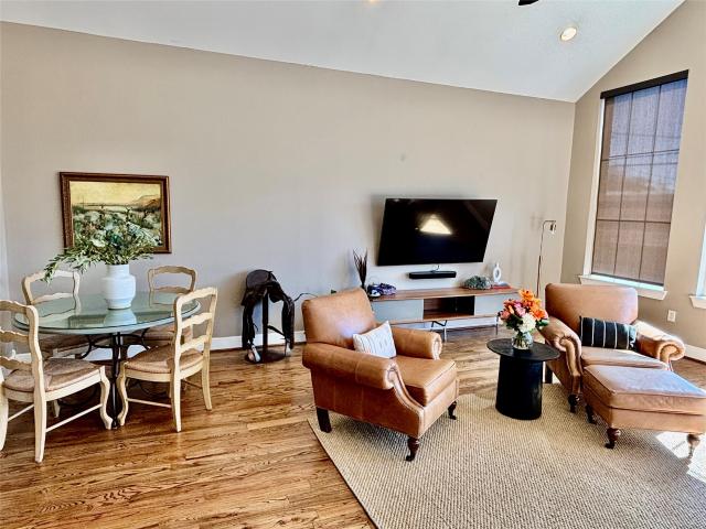 919 W 15th Street